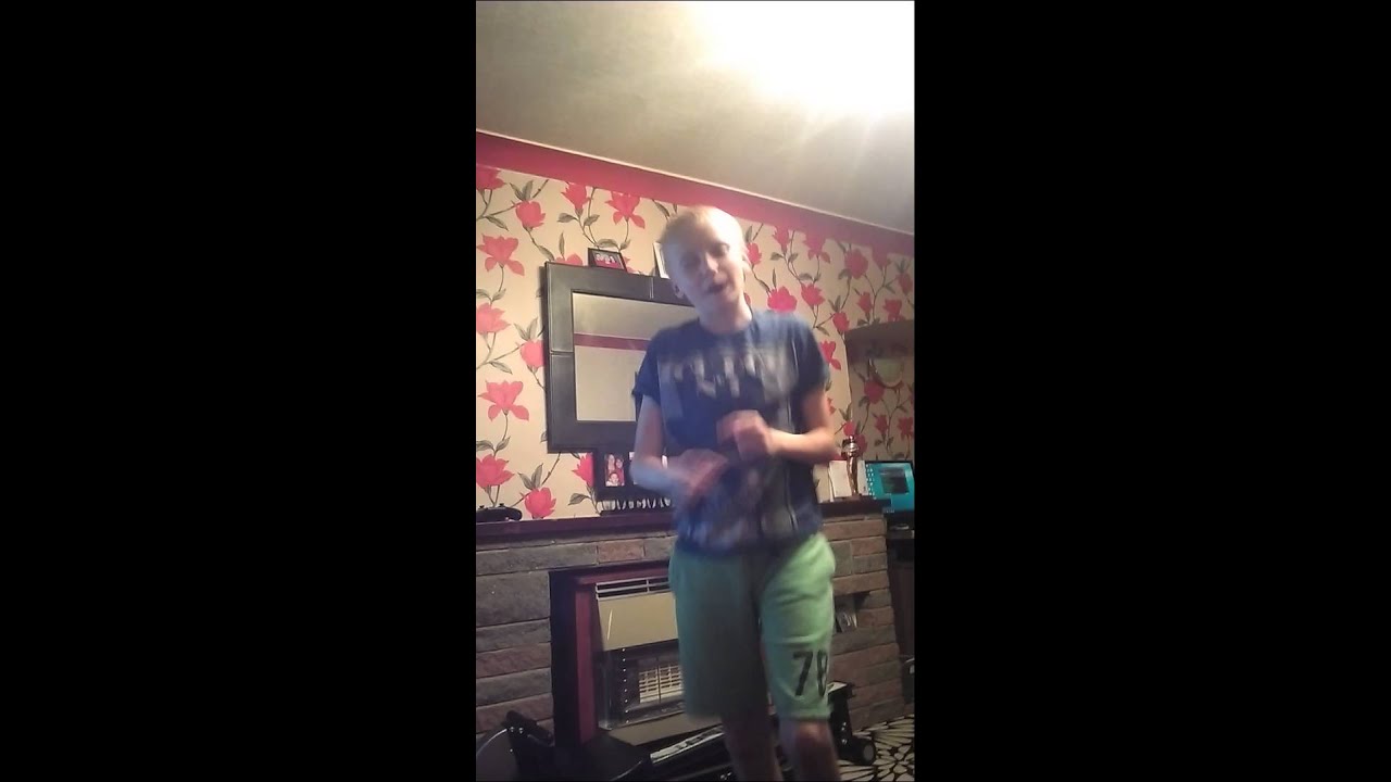 Mickey mouse rapping - YouTube