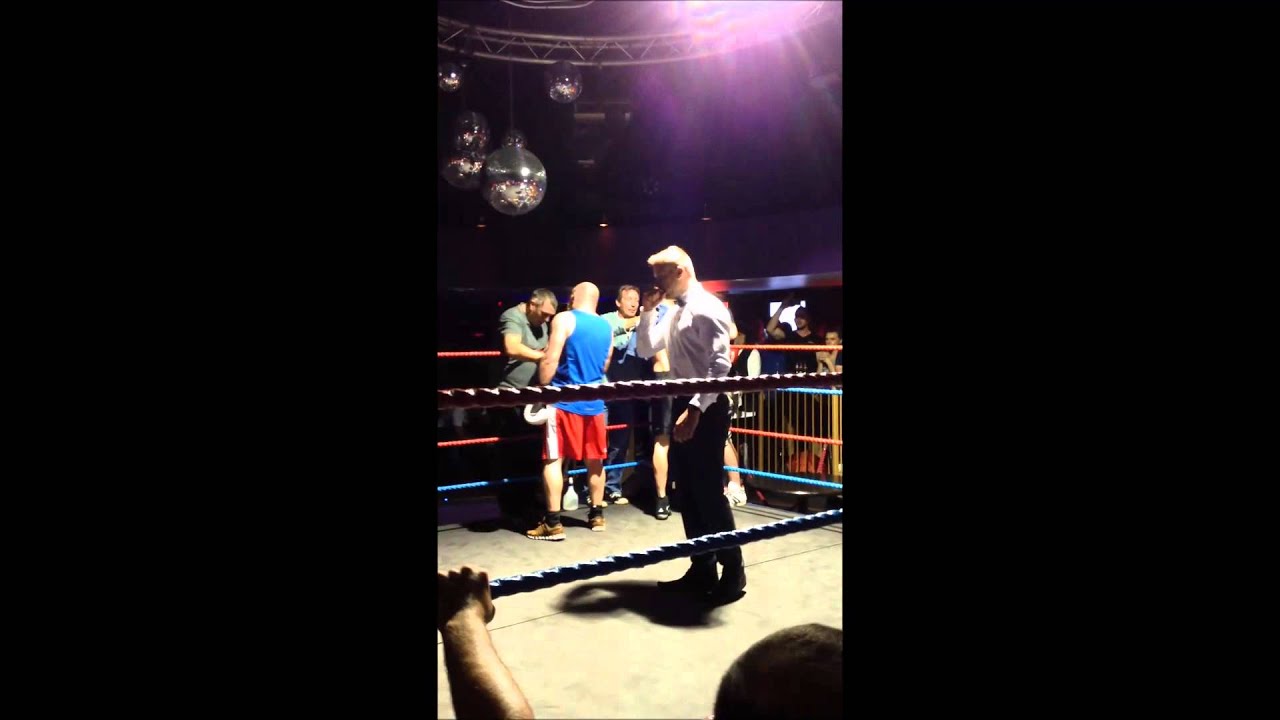 Exeter white collar boxing Mark Pollington the end it was a draw - YouTube