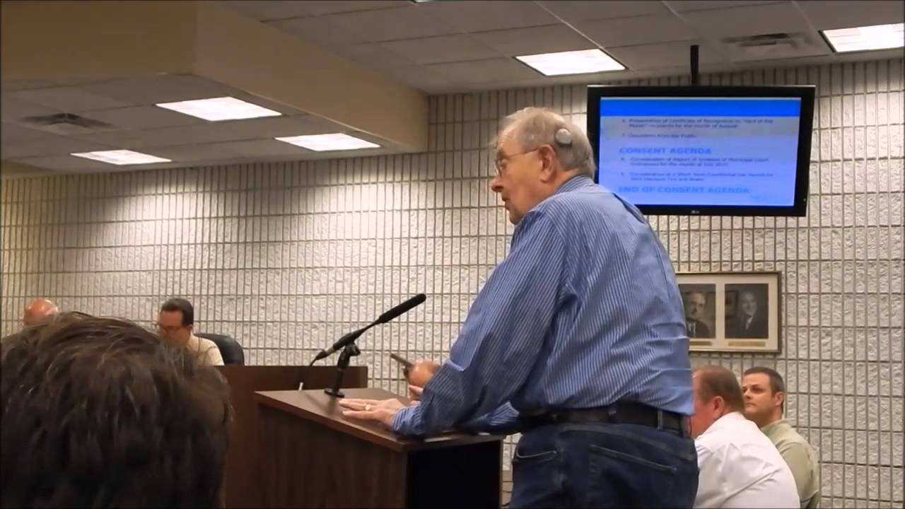 Charles Cash VP of NKC Park Board Speaks on Food Truck Pod - YouTube