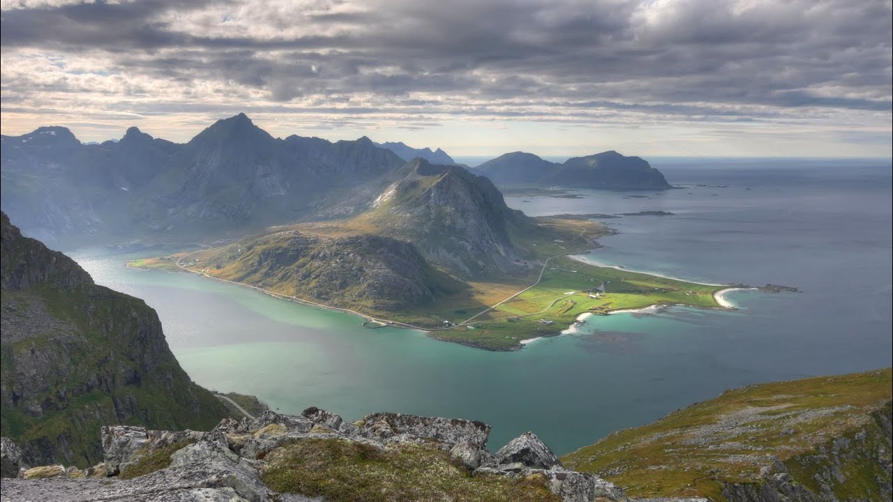 Fjelltur Flakstadøya - (Flakstad / Lofoten) - 2015.09.13 - YouTube