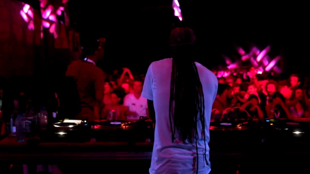 Mala DMZ Digital Mystikz (Outlook) - YouTube