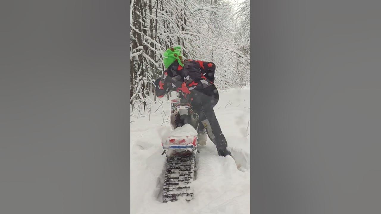 За каждым мужчиной стоит женщина 😁 - YouTube