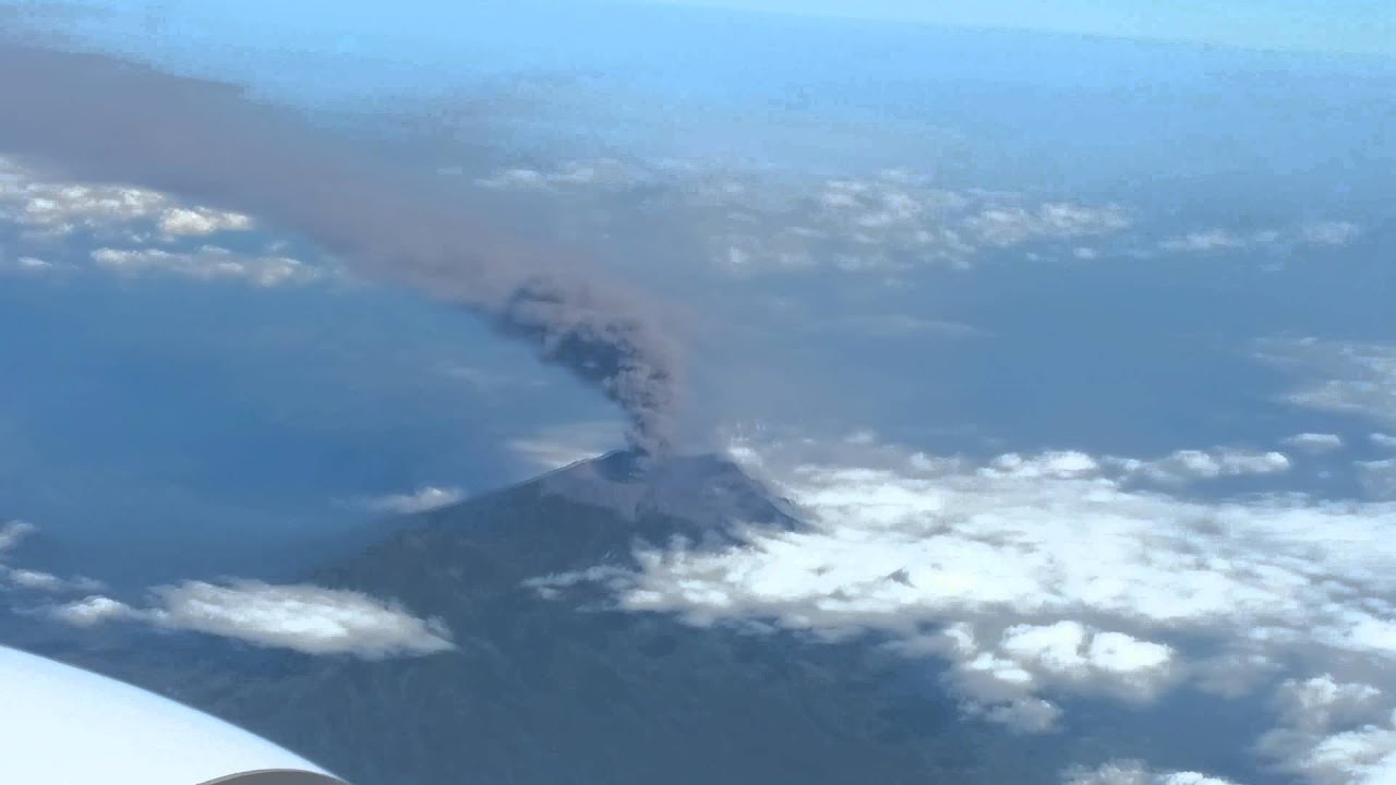 Mount Raung - YouTube