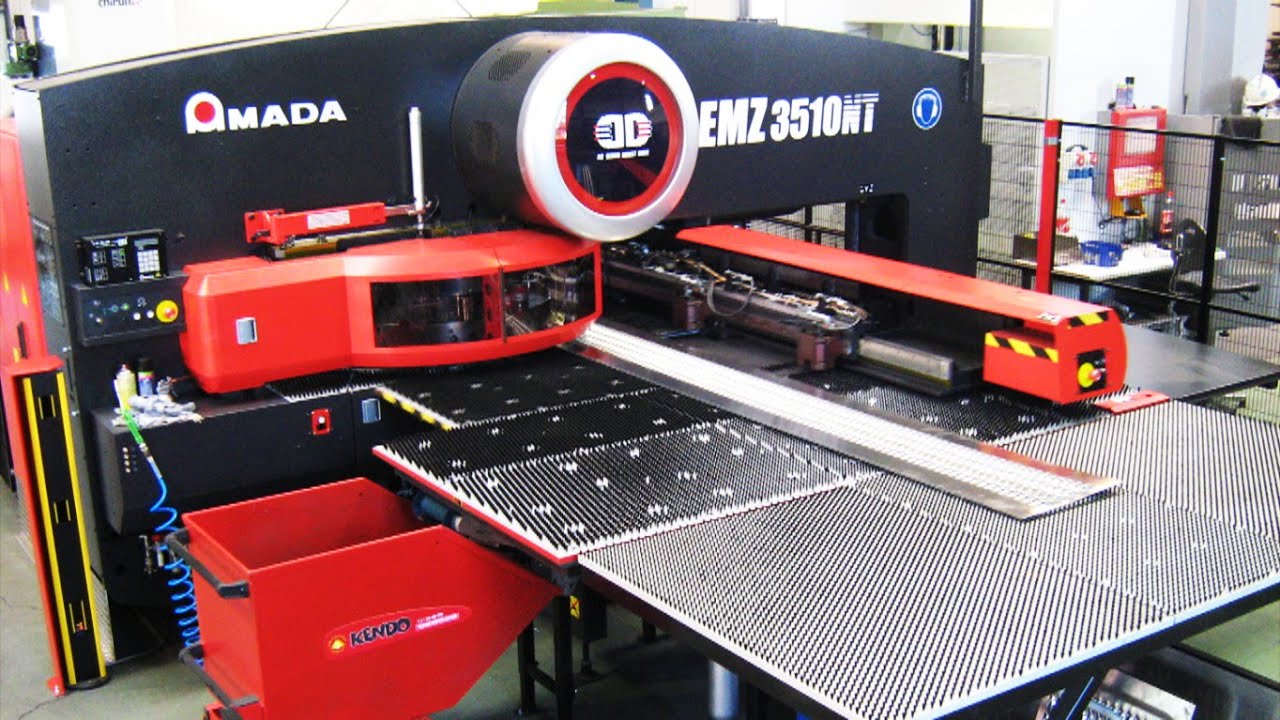 Amada EMZ 3510NT programmiert mit blechwelt - Zeidlhofer - cadcam ...