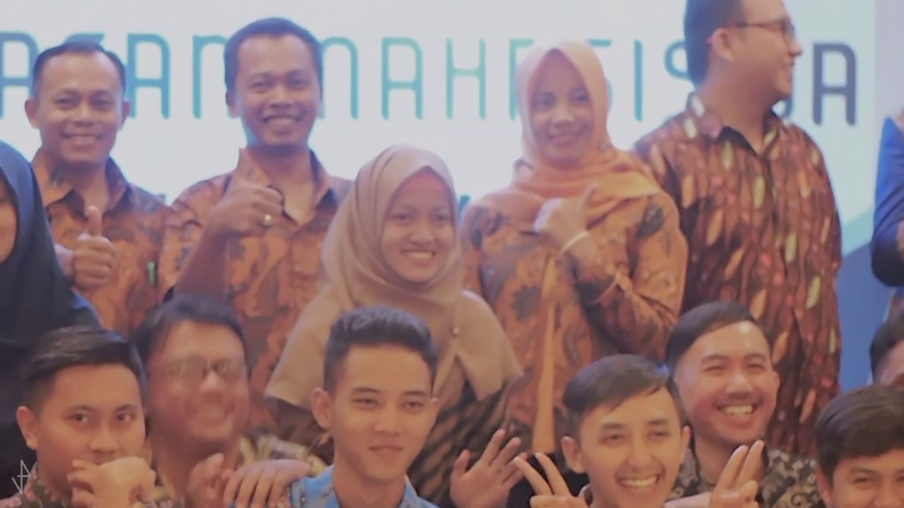 Pelepasan Mahasiswa STMIK AUB Surakarta 2020 - YouTube