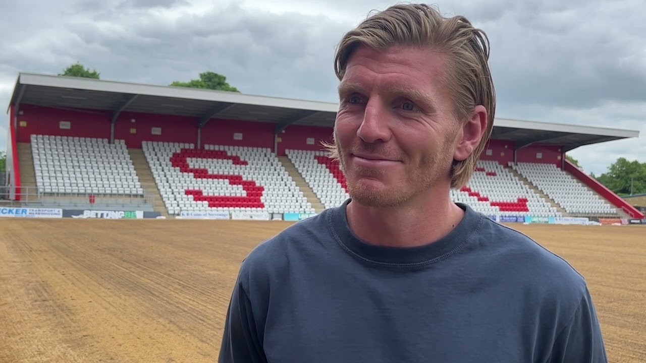 Carl Piergianni signs for Stevenage | New Signing - YouTube