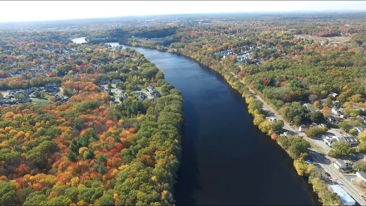 Fall Colors of the Merrimack River, Dracut Tewksbury and Andover MA ...