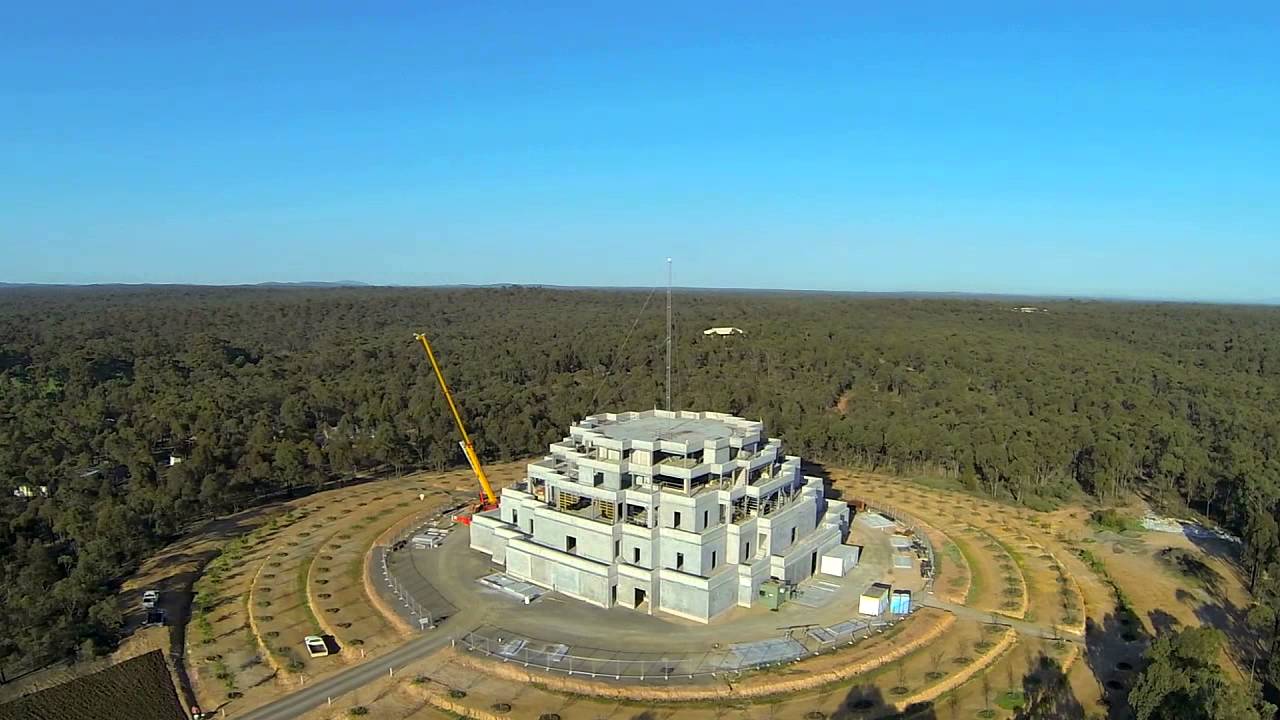 The Great Stupa Bendigo 3.9.2013 - YouTube