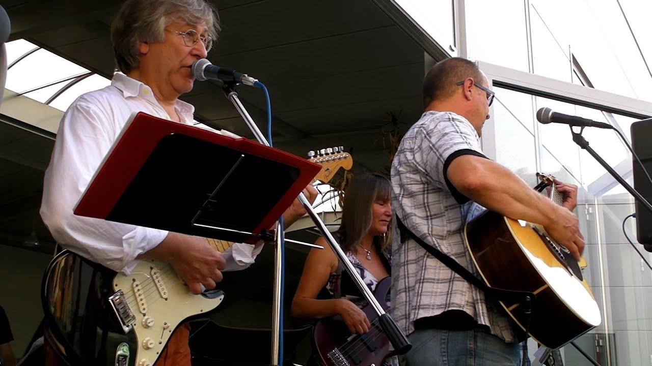 Doc B Band / Cover Bakerman - YouTube