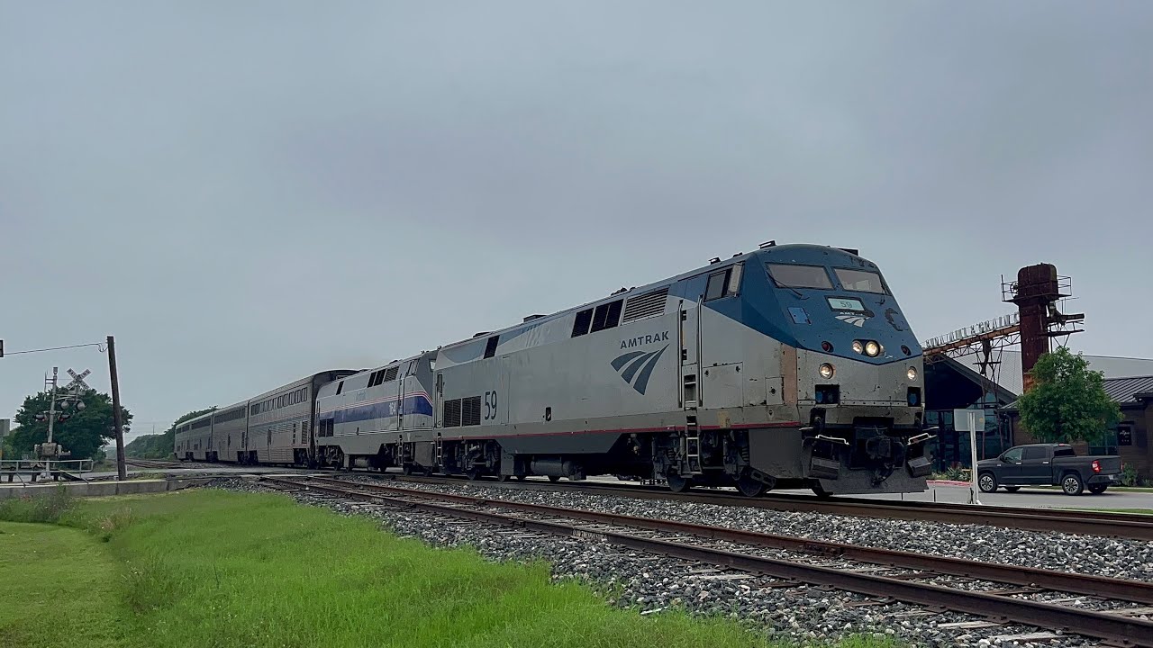 Amtrak P42 59 & Phase IV 164!!! Lead Northbound Texas Eagle 22 Train In ...