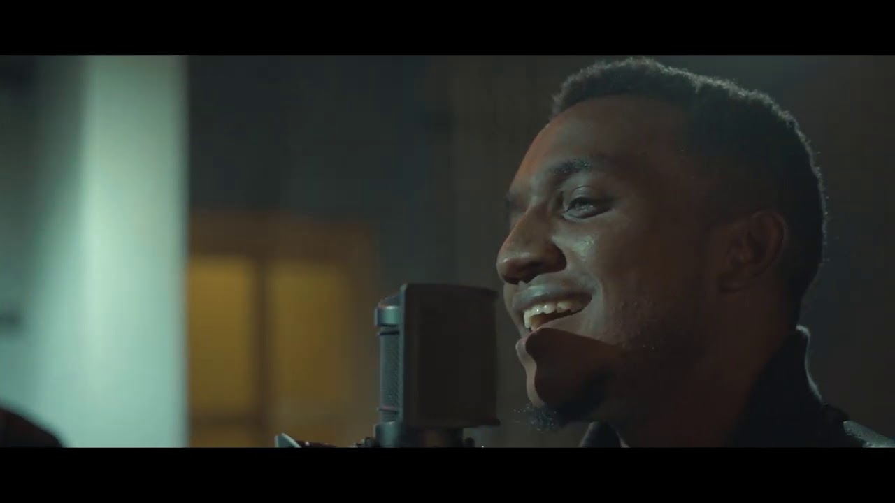 Elie BAHATI - SIRYO HEREZO (Acoustic Video) - YouTube