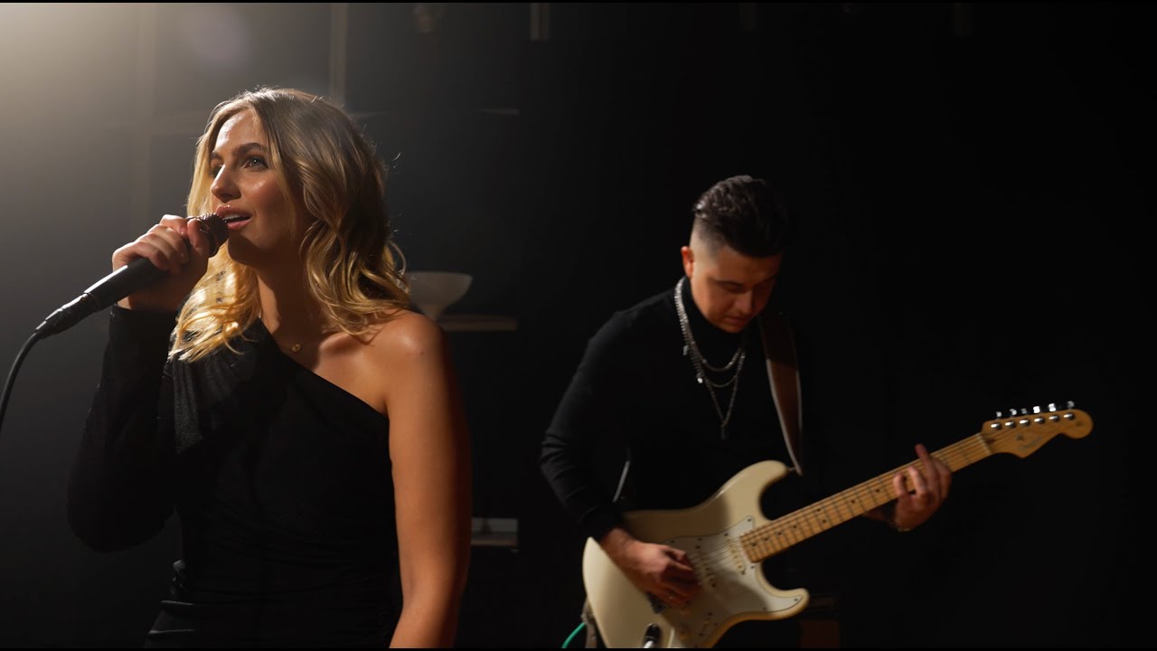 Magda Bereda - jest mi do twarzy we własnej osobie (Official Video ...