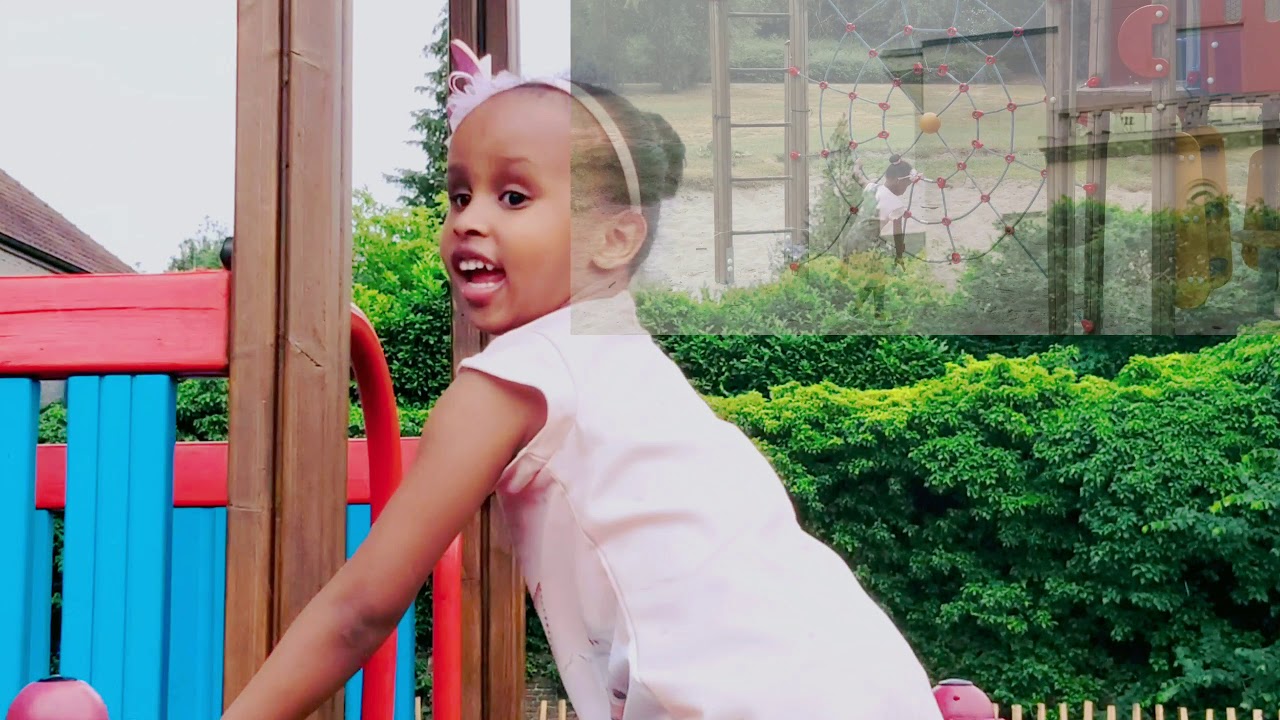 ciyaarta caruurta maa weelada ciyaalka af somali - YouTube