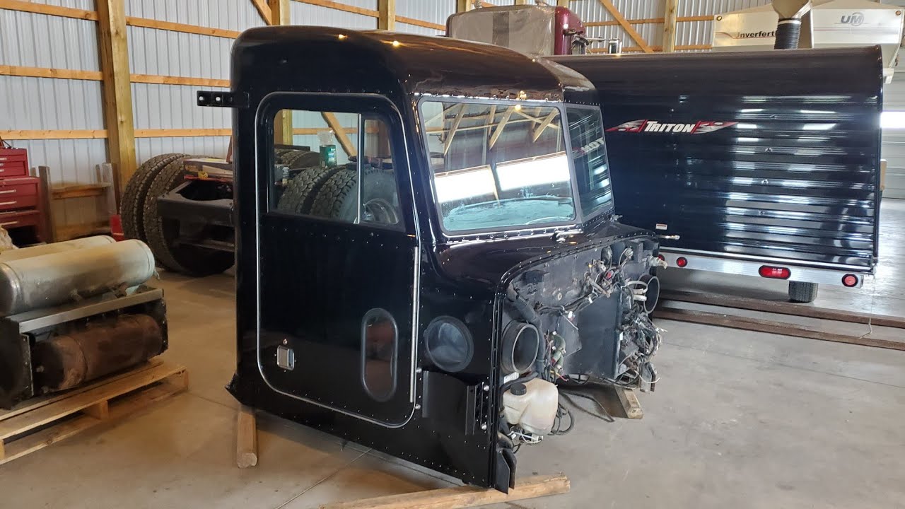 Peterbilt 379 Rebuild (Episode 9) Cab reveal! - YouTube