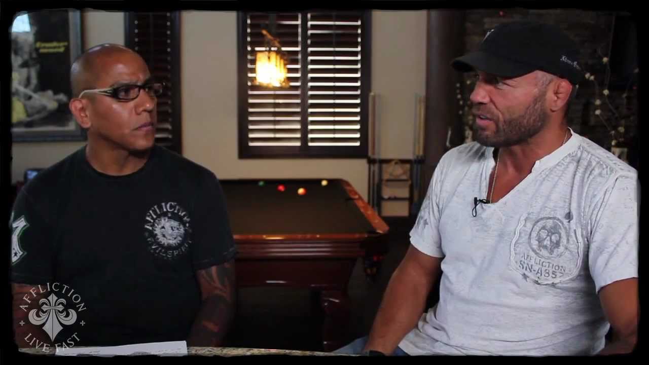Affliction's Randy Couture predicts UFC 133 MacDonald vs Pyle - YouTube