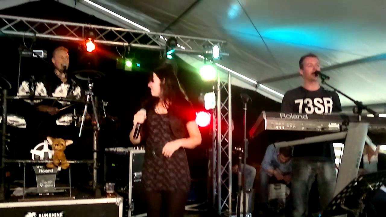 Sunshine Band - Pinkstermarkt Leek - 13-06-2011 - YouTube