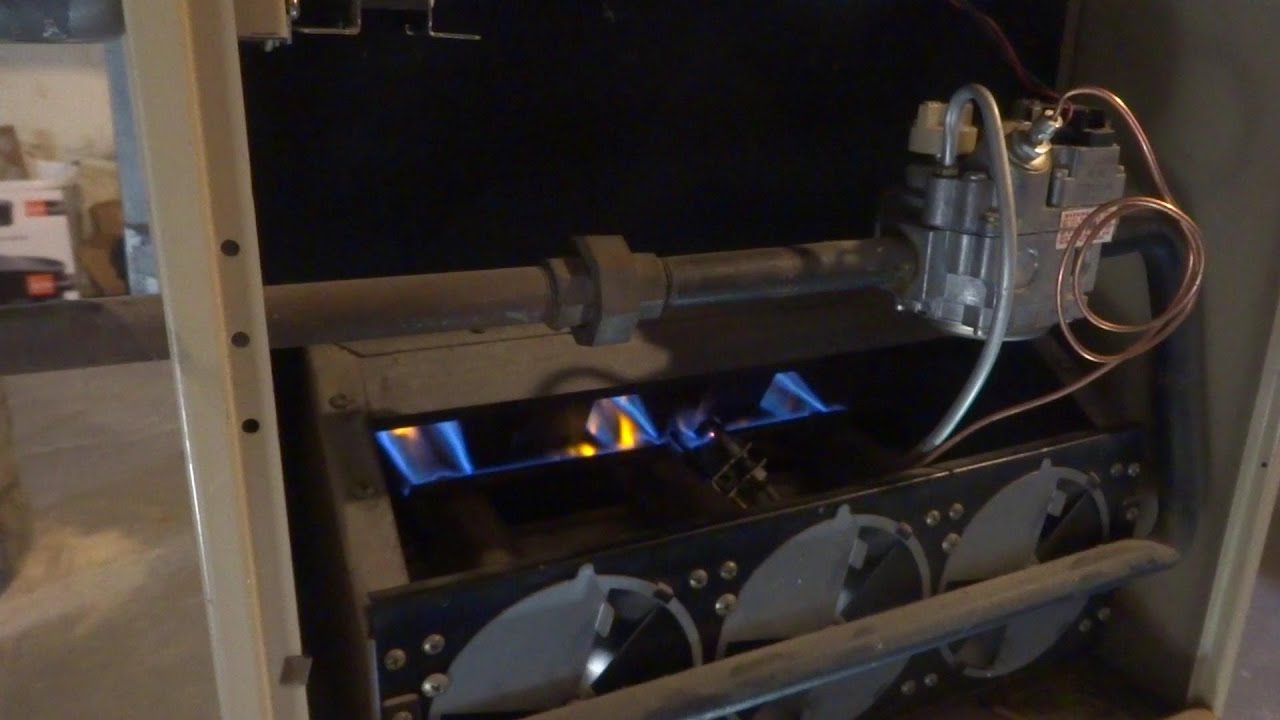 OLD RUUD GAS FURNACE NO HEAT CALL - YouTube