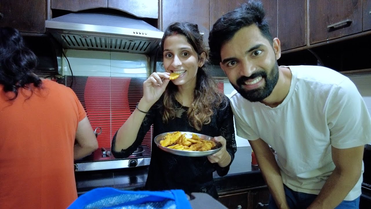 Baarish or Pakoda Party 😋 - YouTube