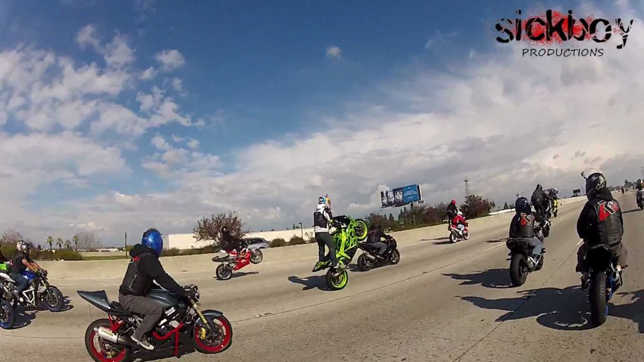 End Of 2012 Street Ride. Motorcycle Wheelies Stunts FTP - YouTube