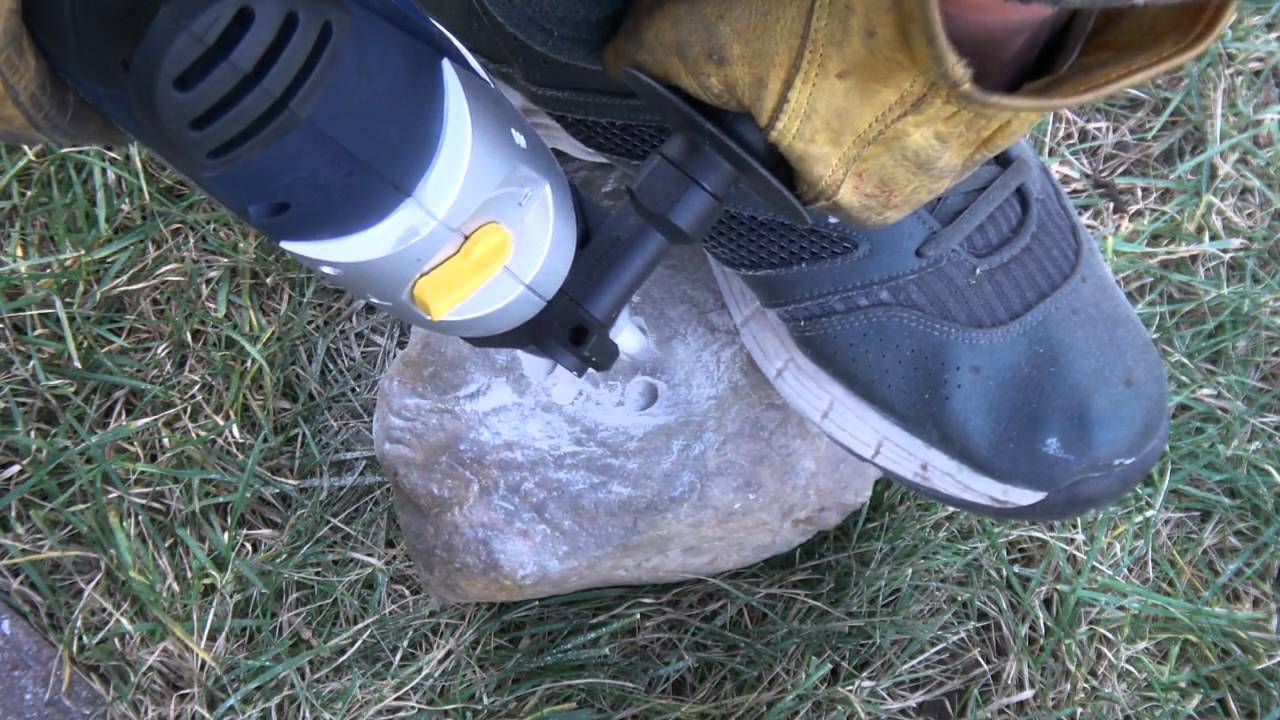 Hammer drill vs Rotary hammer (Bosch RH228VC) - YouTube