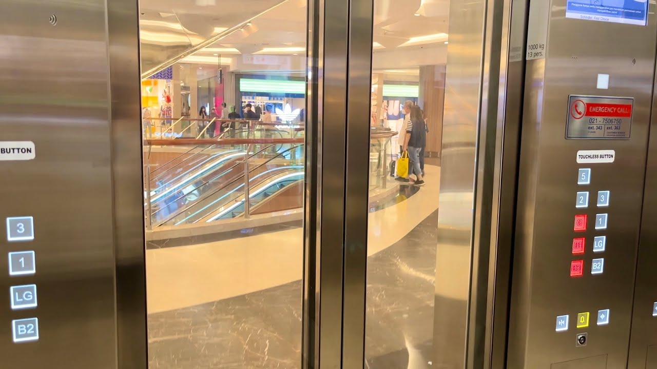 Cara Naik Lift / Elevator Tanpa Sentuh di Mall - Indonesia [4K] - YouTube