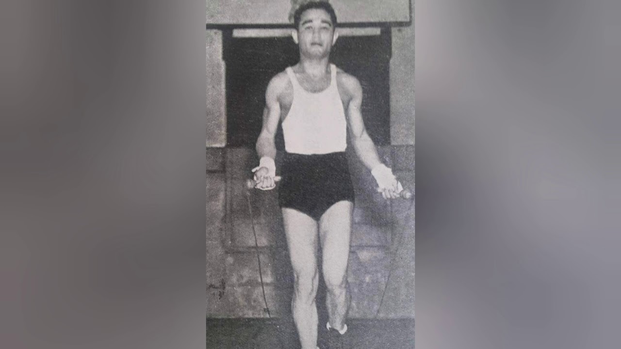 Sixto 'El Gallito' Escobar: Más de 100 Años de Legado. - YouTube