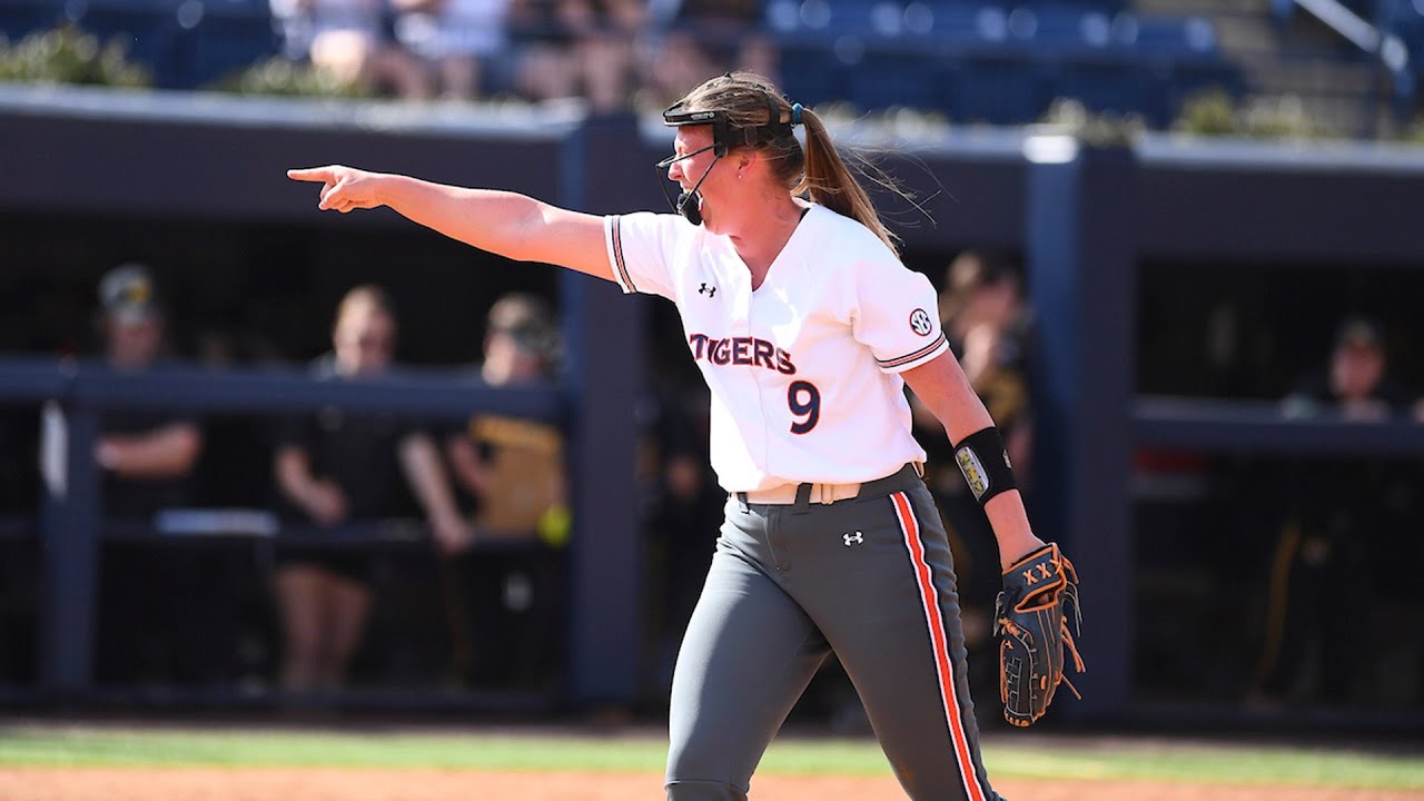 Softball: Auburn 4, Missouri 0 - YouTube