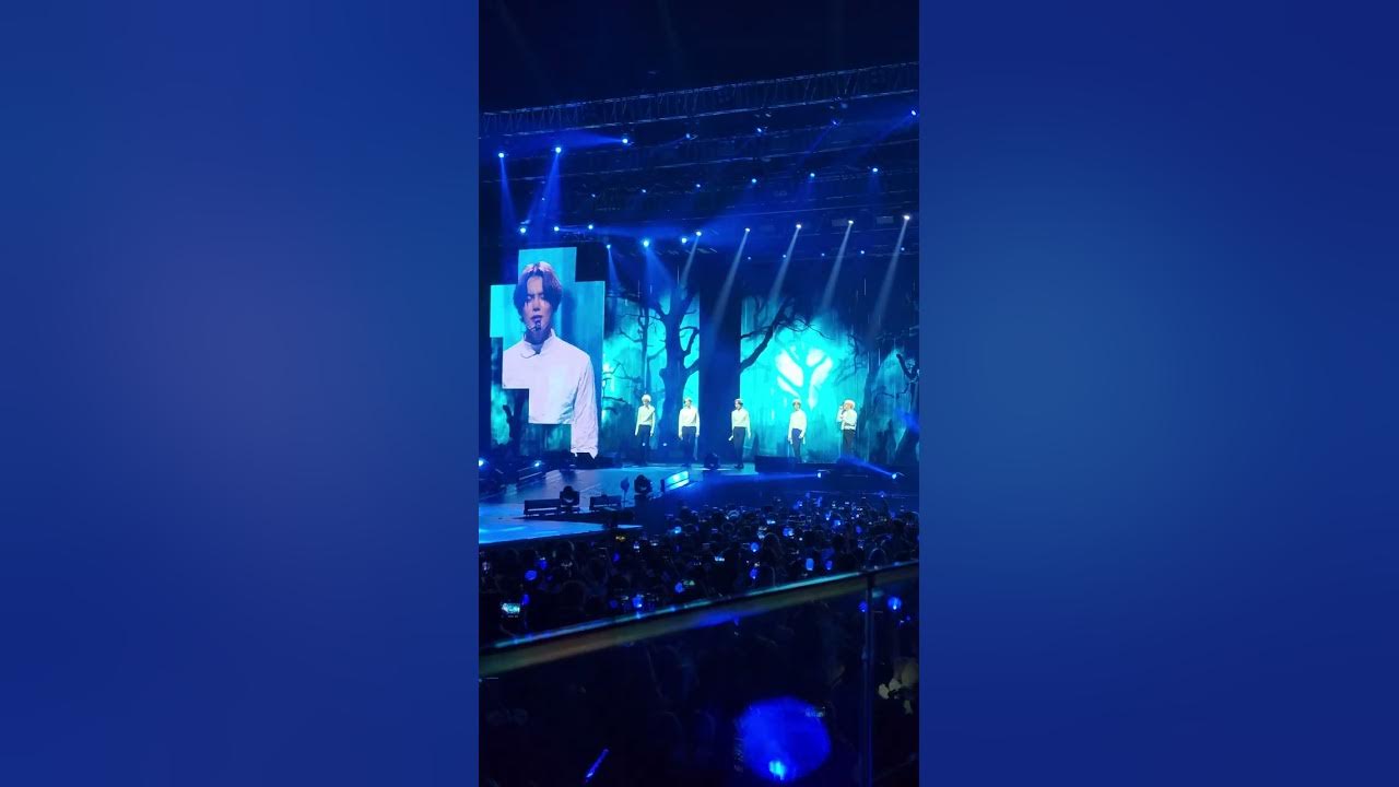TXT Maze in the mirror & Eternally (ACT Lovesick Day 1 in MNL) - YouTube