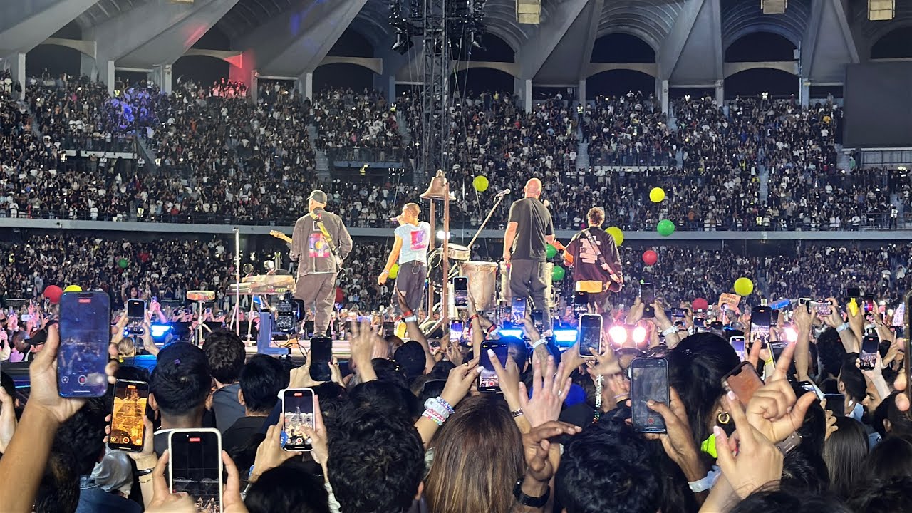 Coldplay Live Concert 2025 | @coldplay - YouTube