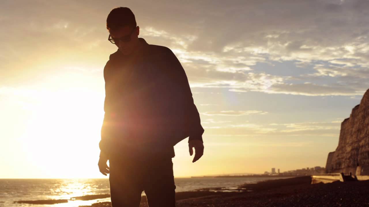 Hobbie Stuart - When You Wake (Demo) - YouTube