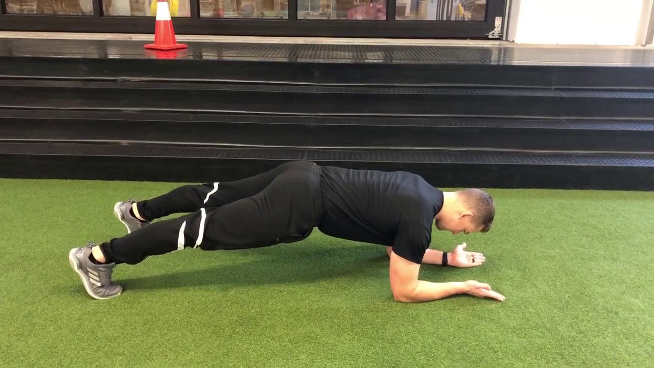 Pillar bridge hold - YouTube