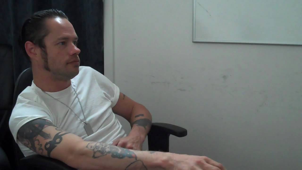 damon watching himself - YouTube