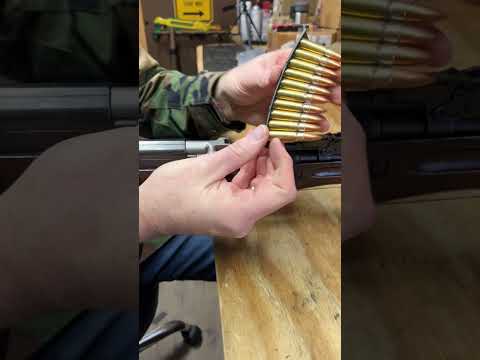 How to properly use a stripper clip