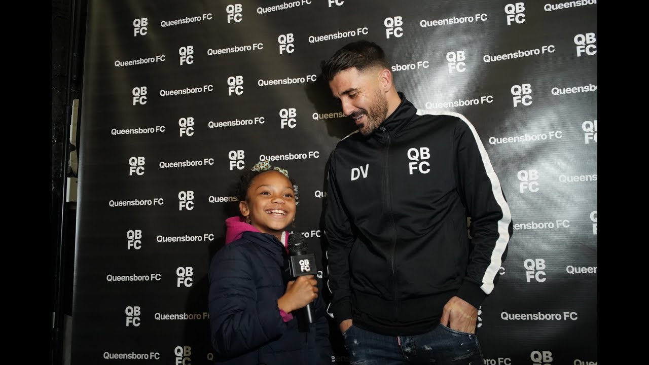 Jazzy Interviews David Villa - YouTube