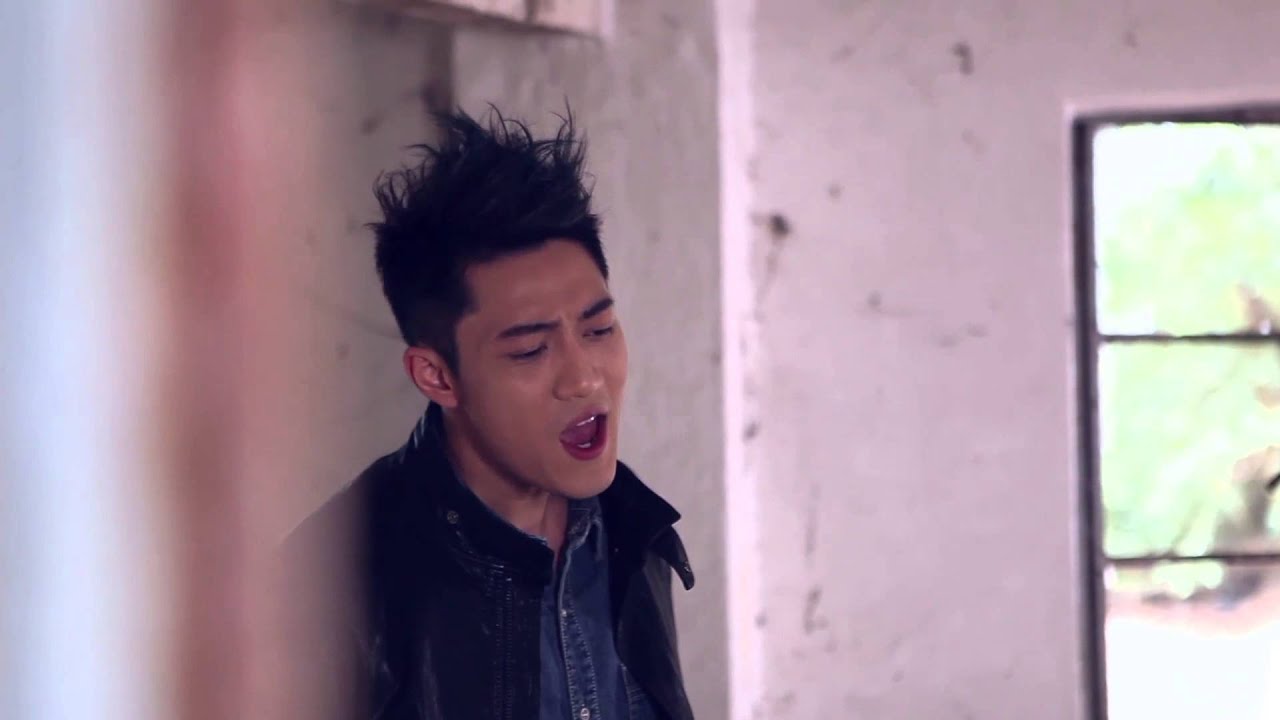 鄒文正 Terry Zou - 《愛得不是時候》Official MV - YouTube