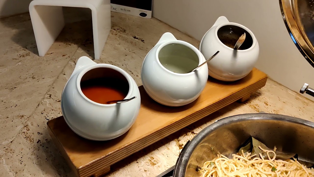 Breakfast buffet at Meluha the fern, Powai! - YouTube