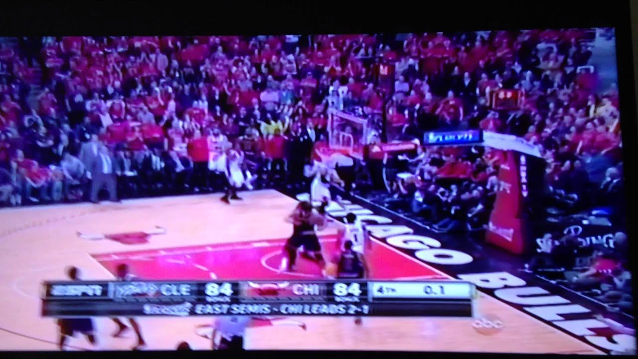 Lebron James game winner vs Bulls 2015 game 4 - YouTube