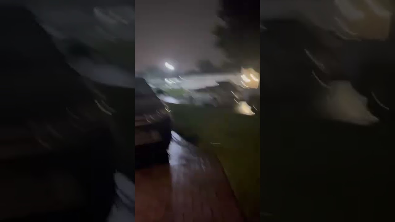 Creepy voice in Hurricane Ian at 3:00am I’m scared - YouTube