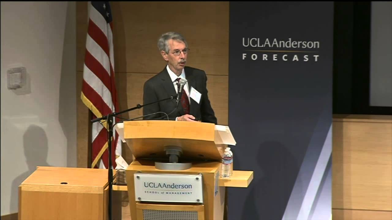 September 2015 Forecast — Ed Leamer - YouTube