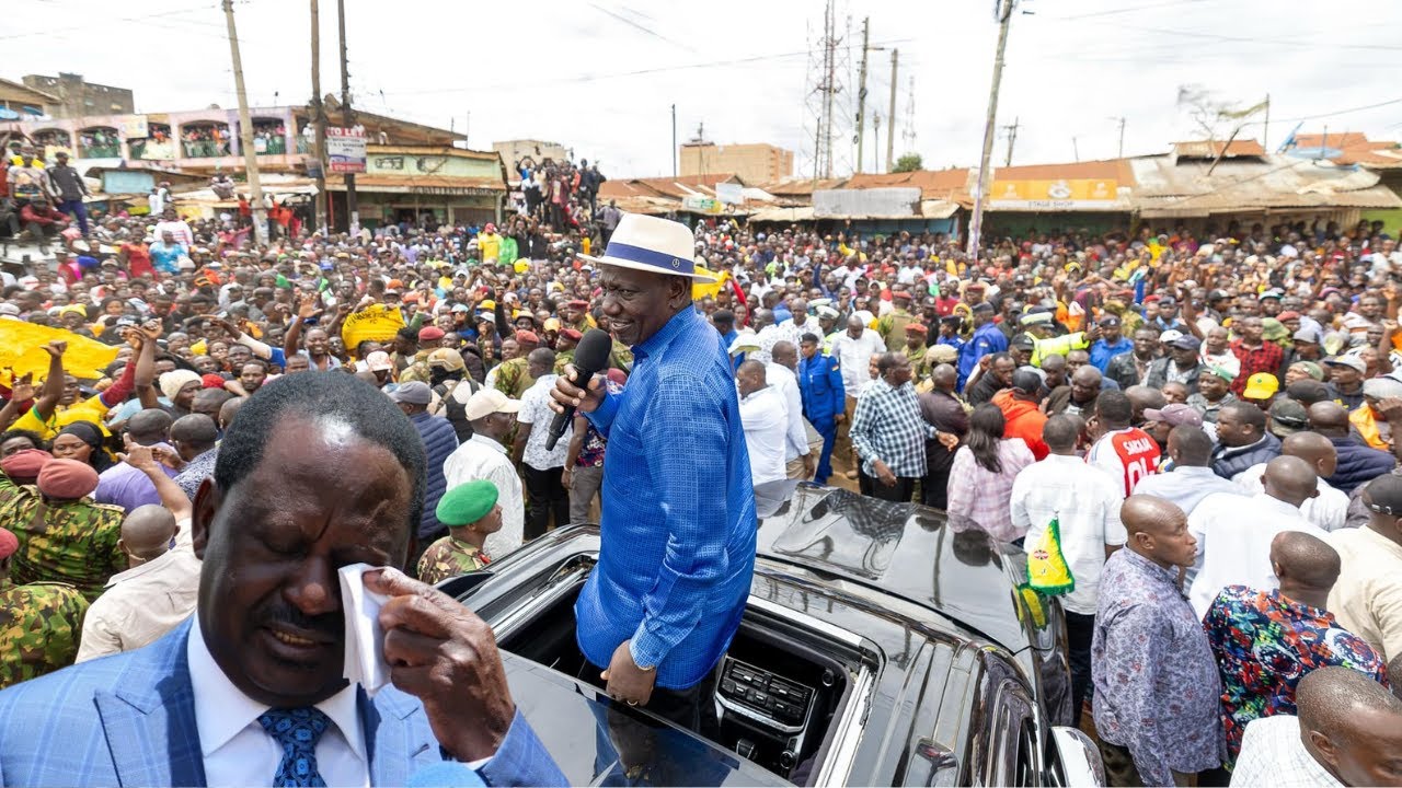 'ETI PEOPLES' PRESIDENT' ~RUTO LAUGHS AT RAILA CRACKING MP KAJWANG, HIS ...