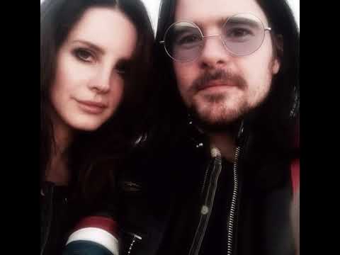 Summer Wine - Lana Del Rey & Barrie-James(sped up)