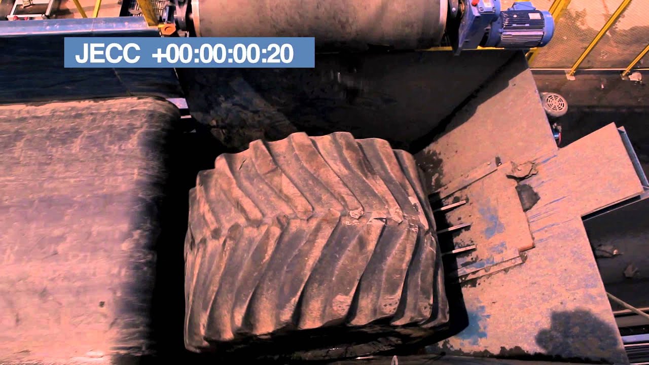 GIANT SHREDDING MACHINE - JECC PUB HD - YouTube