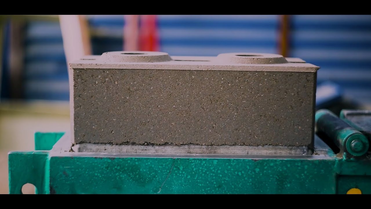 Machine Maintenance Interlocking Brick (CSEB) - YouTube