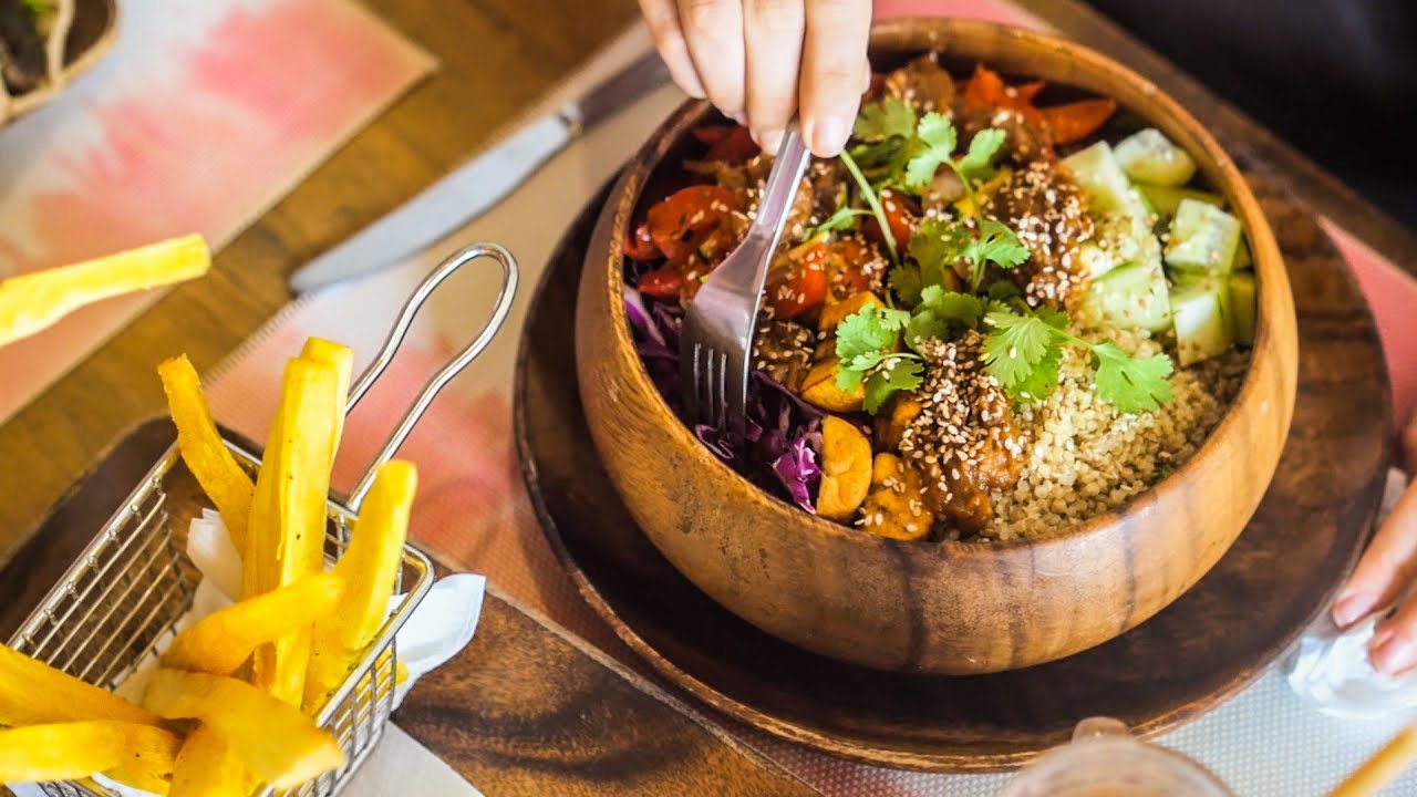 Fresh Fresh Cafe Lunch Promo Video - YouTube