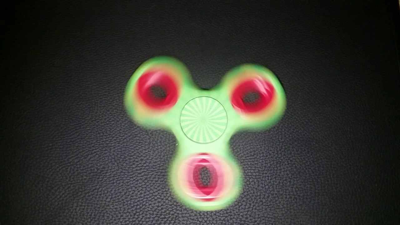 Super awesome slow motion fidget spinner! - YouTube