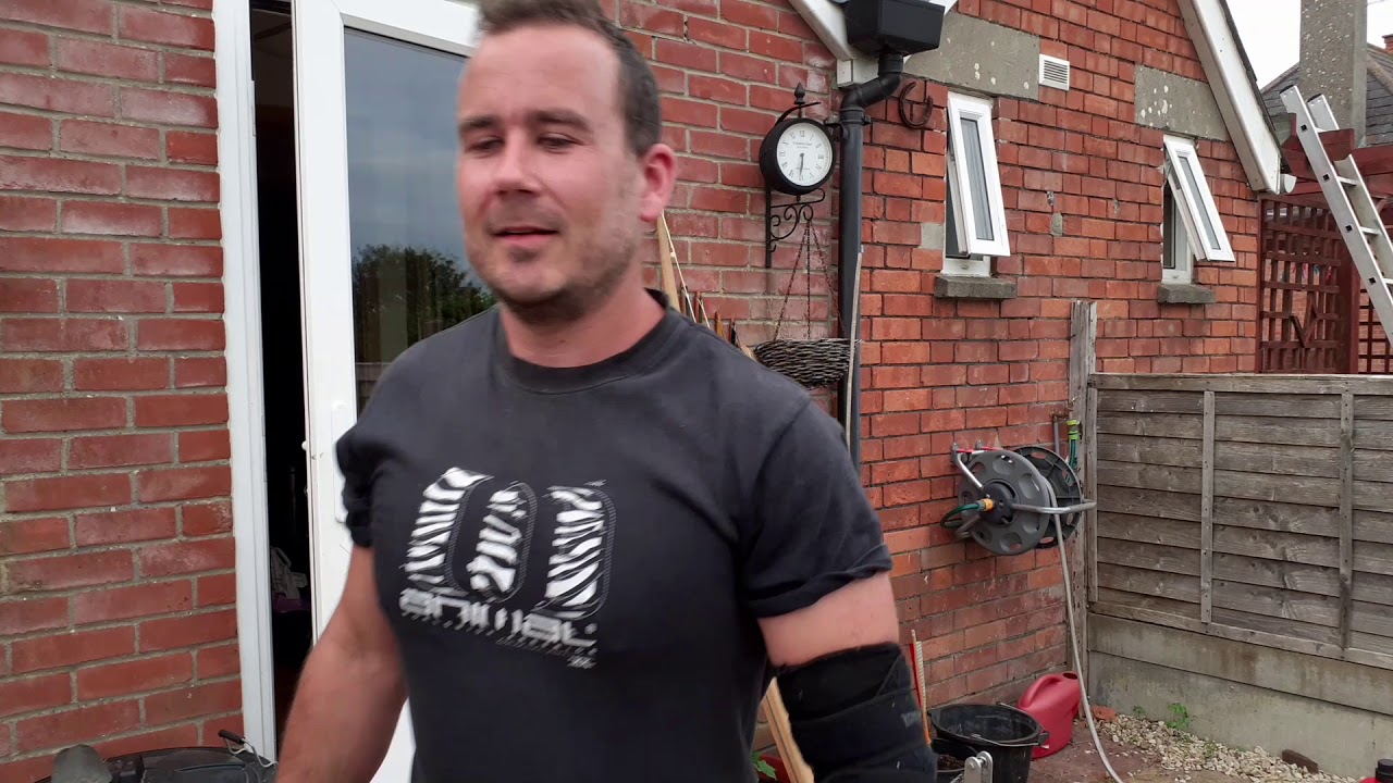 Heavy bow training - YouTube