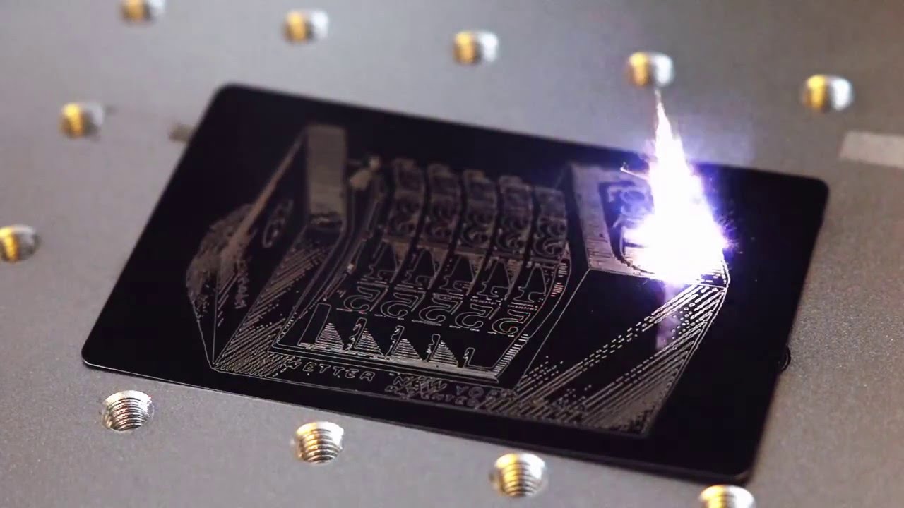 Aluminium Gravur Lasergravur - YouTube