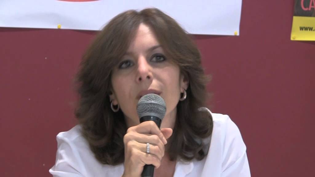 Roberta Perri "Quello che i pugliesi non sanno" - YouTube