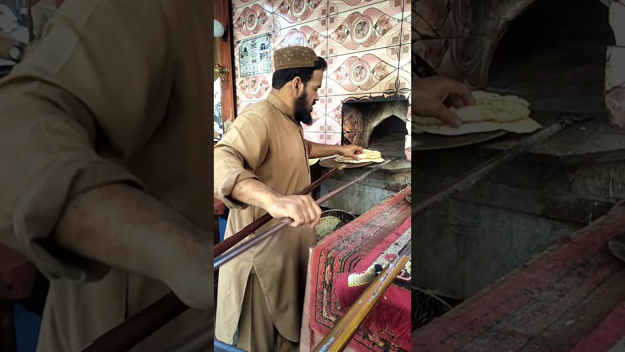 Afghani Tandoor Roti In Karachi - #shorts - YouTube