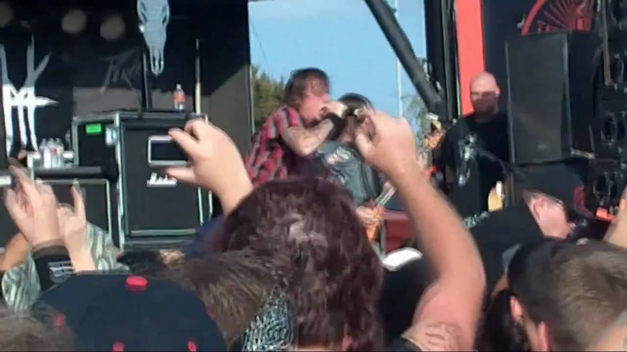 Hellyeah - 01 - "Hellyeah" - Uproar Tour - Dallas, TX - 09-10-10 - YouTube